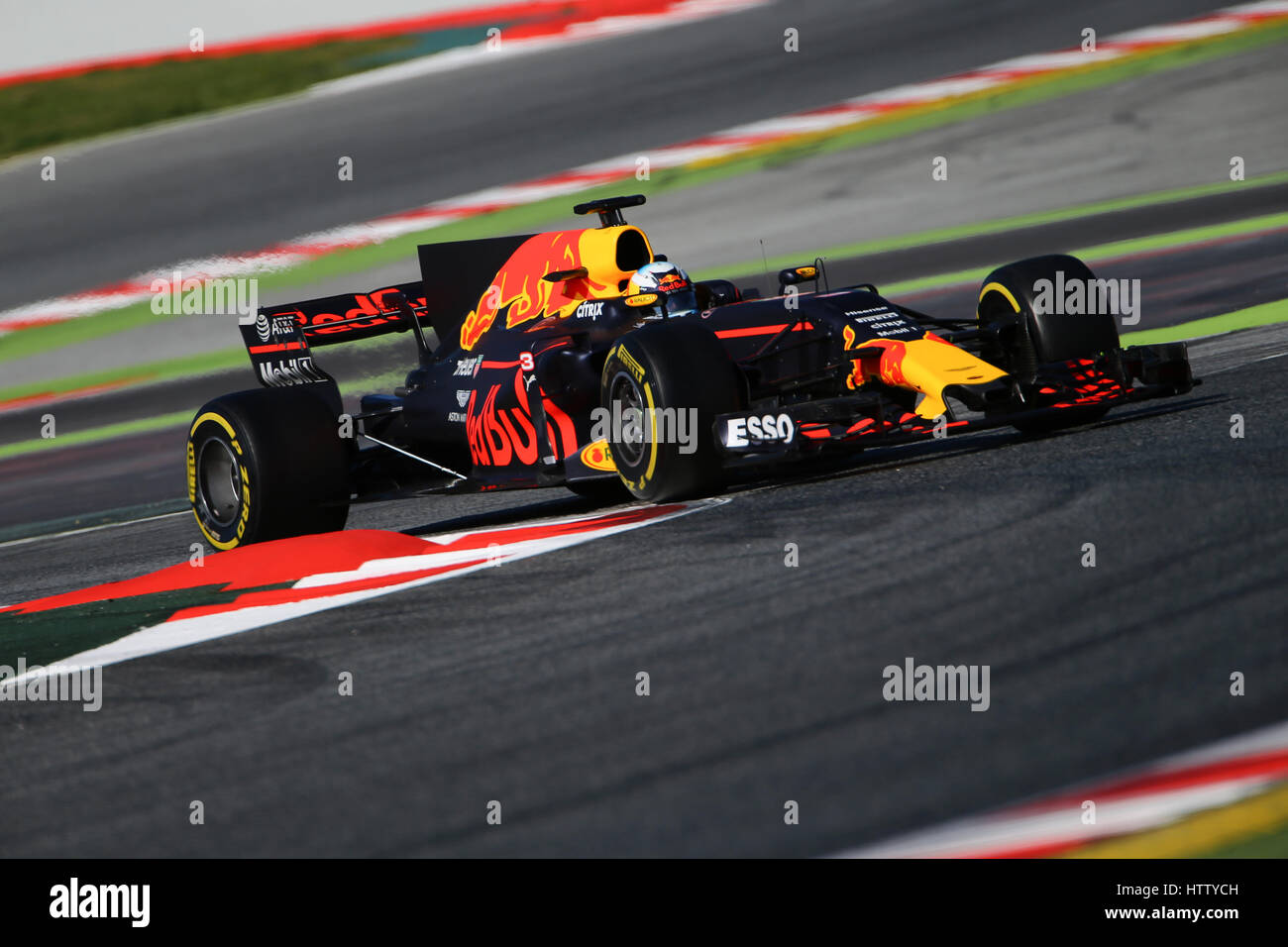 Daniel Ricciardo (AUS) driving his Reb Bull Racing RB13 during 2017 F1 ...