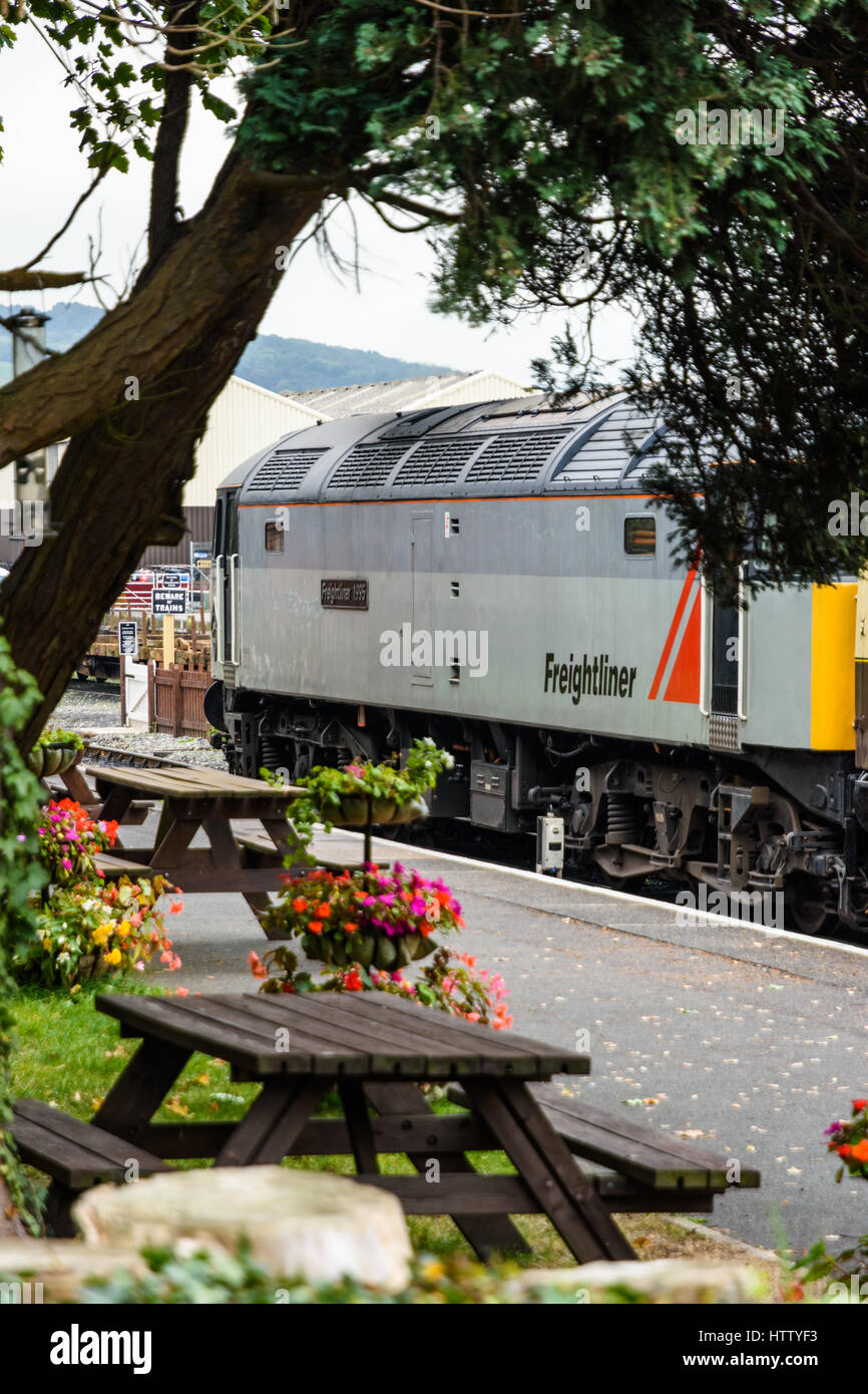 Class 47 47367 restored in the 1990s Freightliner livery seen through ...