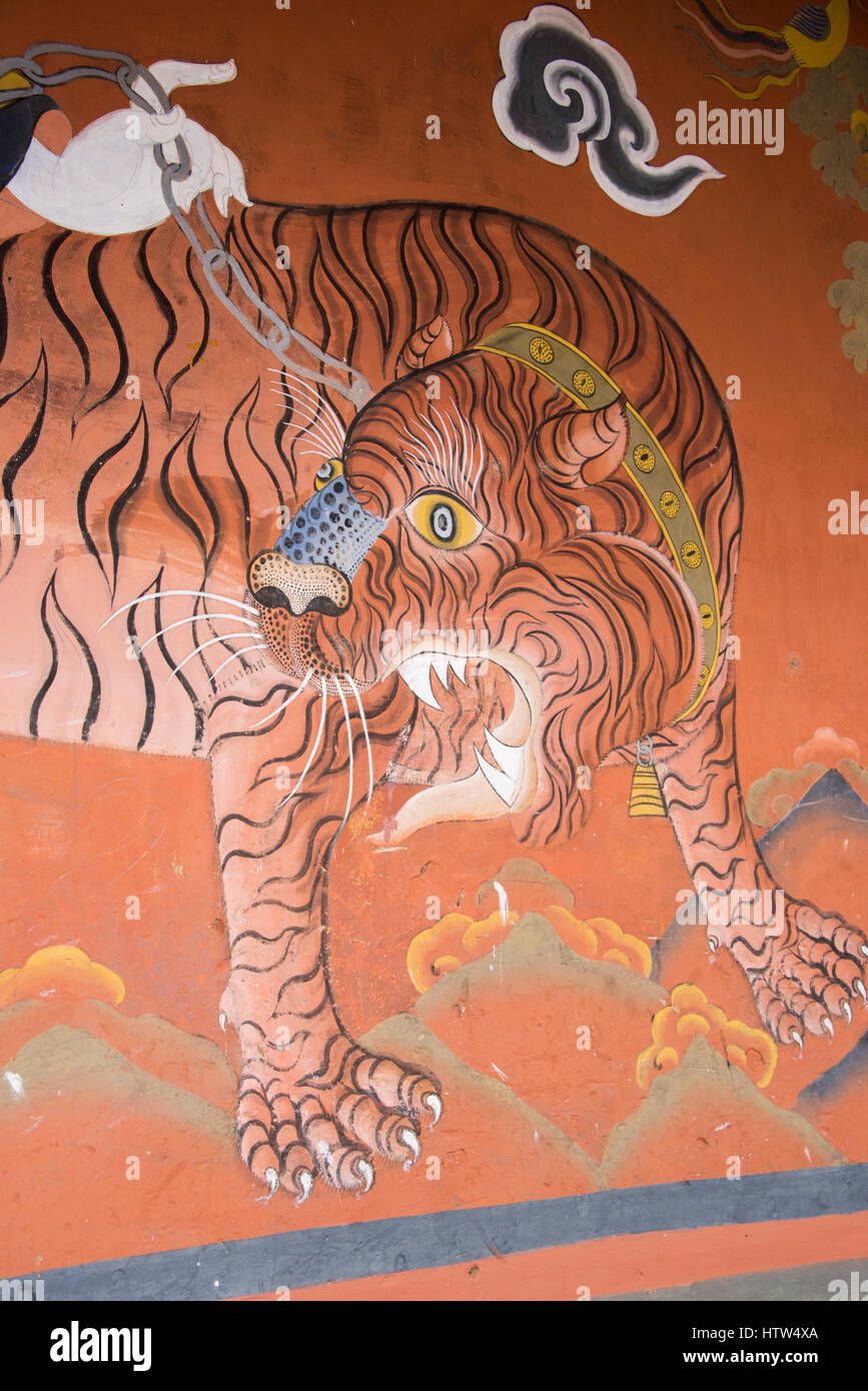 Tentative tiger hi-res stock photography and images - Alamy