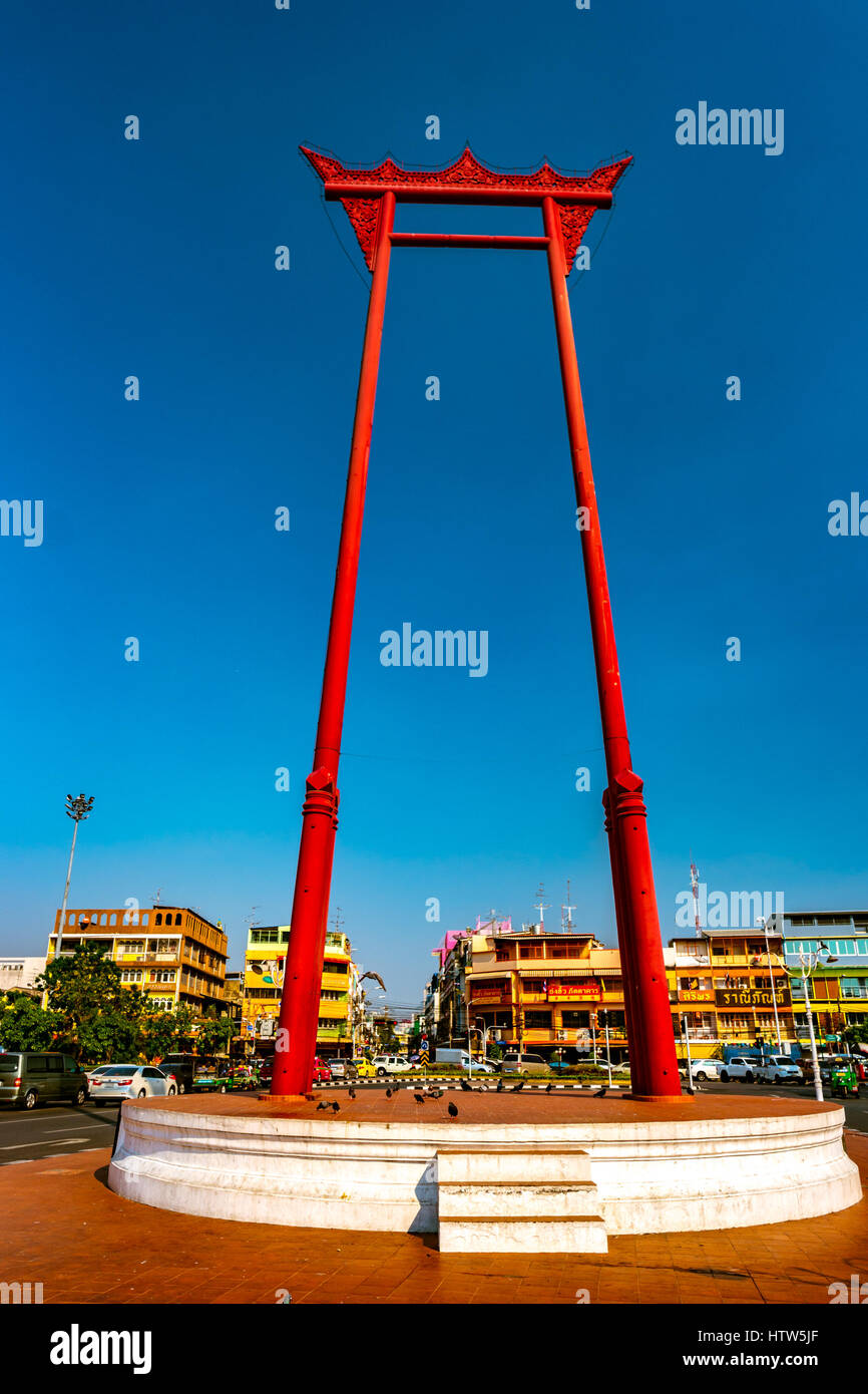 The giant swing, Sao Ching Cha, in Bangkok, Thailand Stock Photo - Alamy