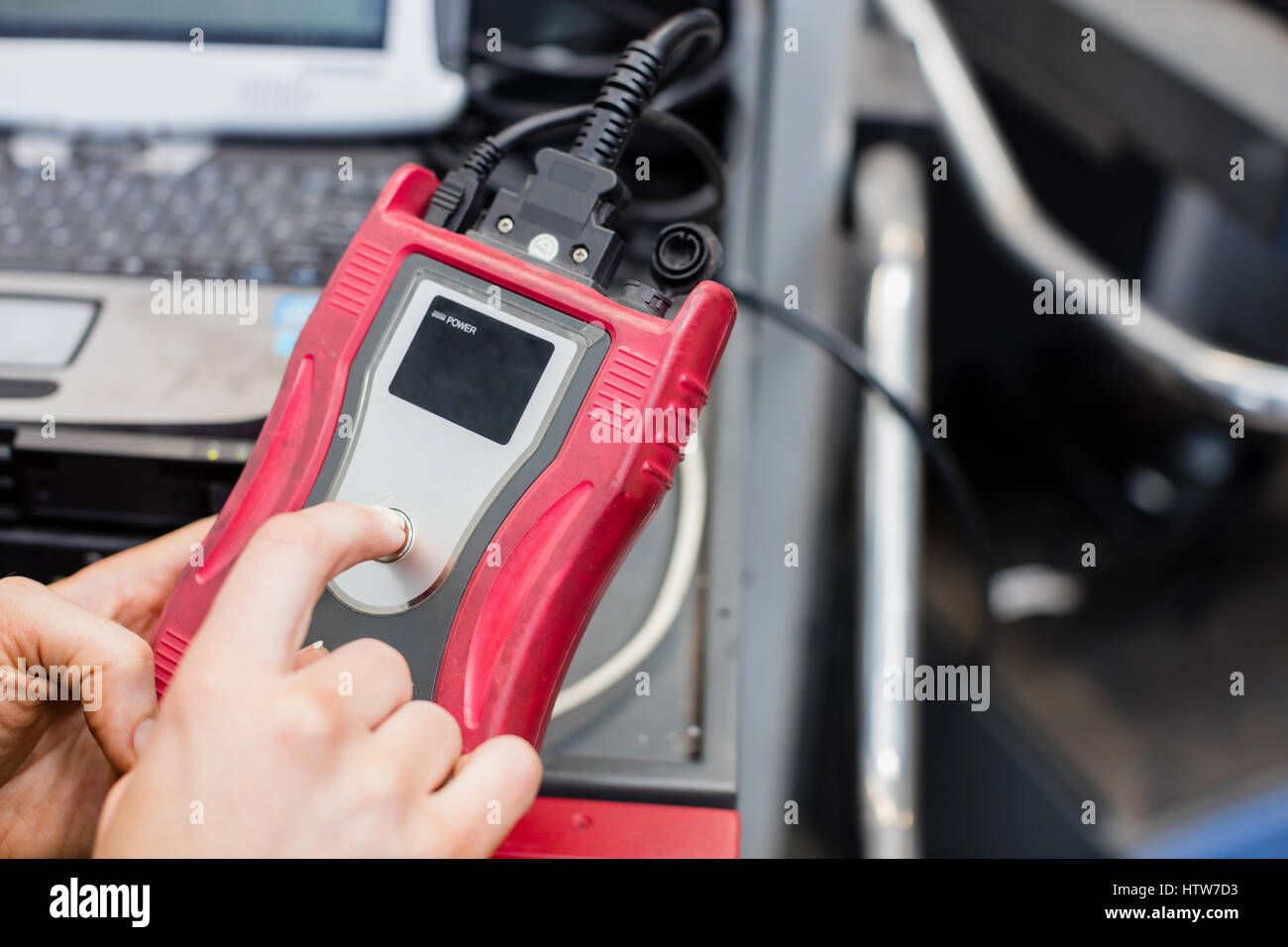 Diagnostic work hi-res stock photography and images - Alamy