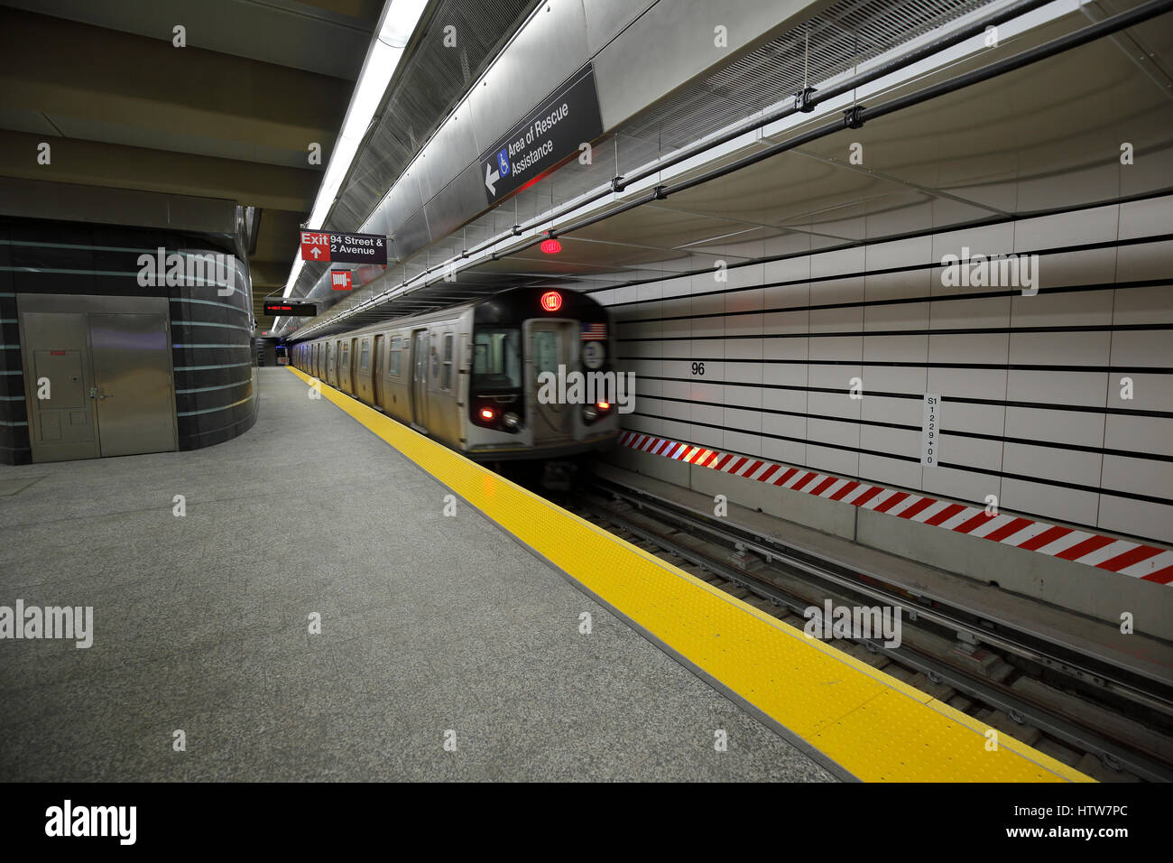 Q Train New York City High Resolution Stock Photography and Images - Alamy