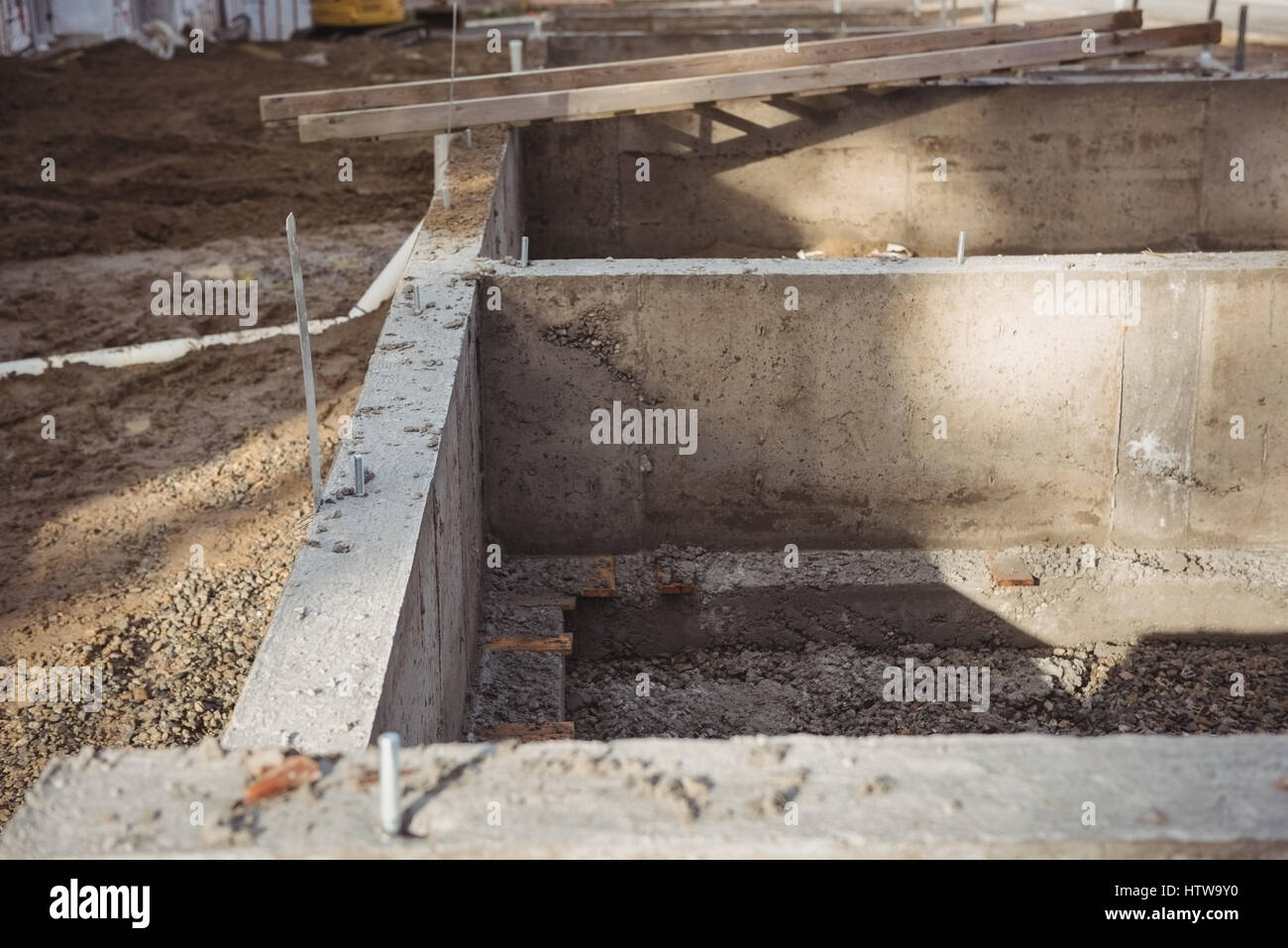 Concrete foundation hi-res stock photography and images - Alamy