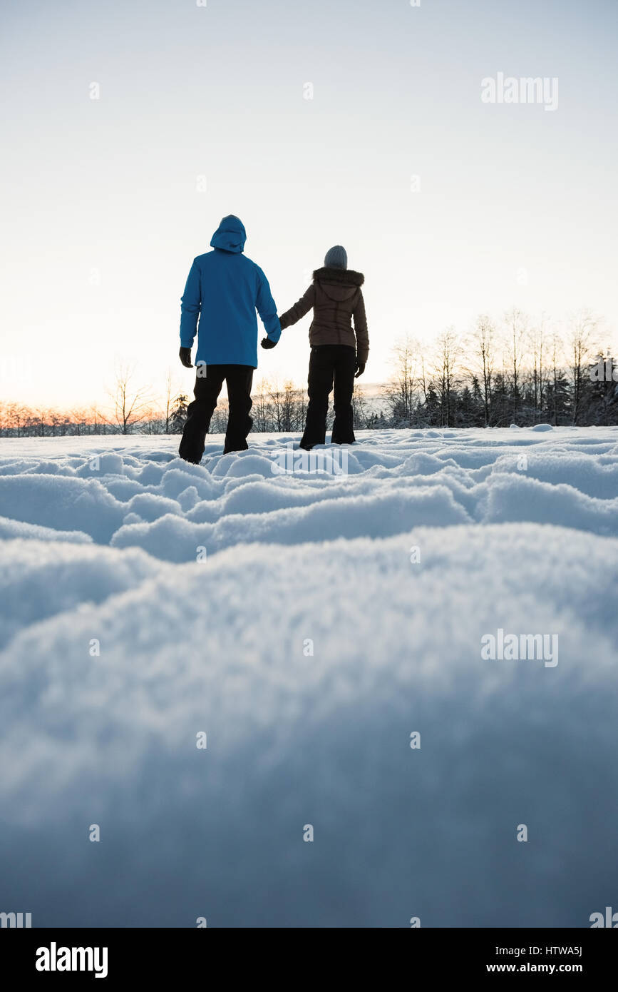 Winter snow couple romance snowy hi-res stock photography and images ...