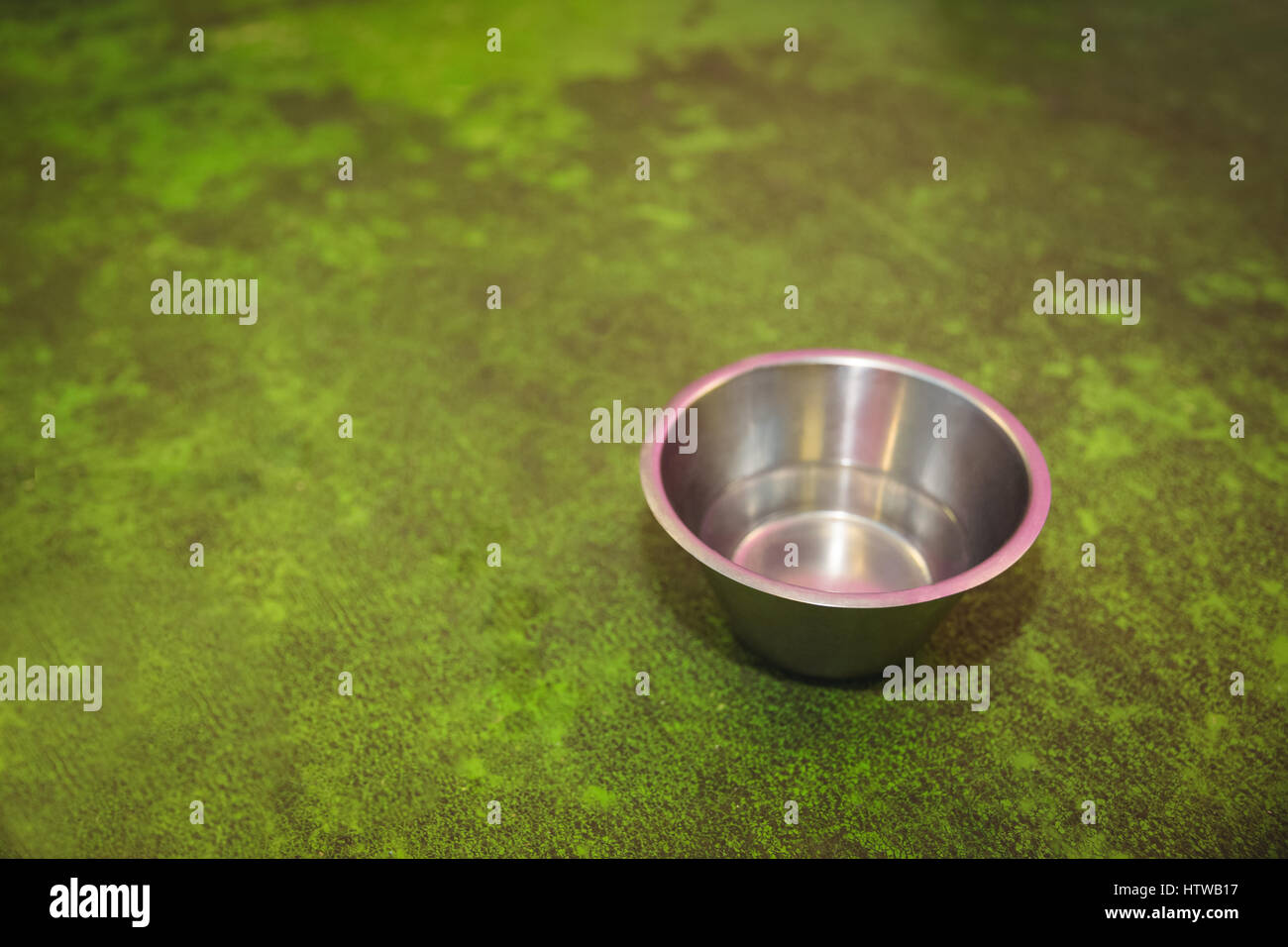 Dog bowl hi-res stock photography and images - Alamy