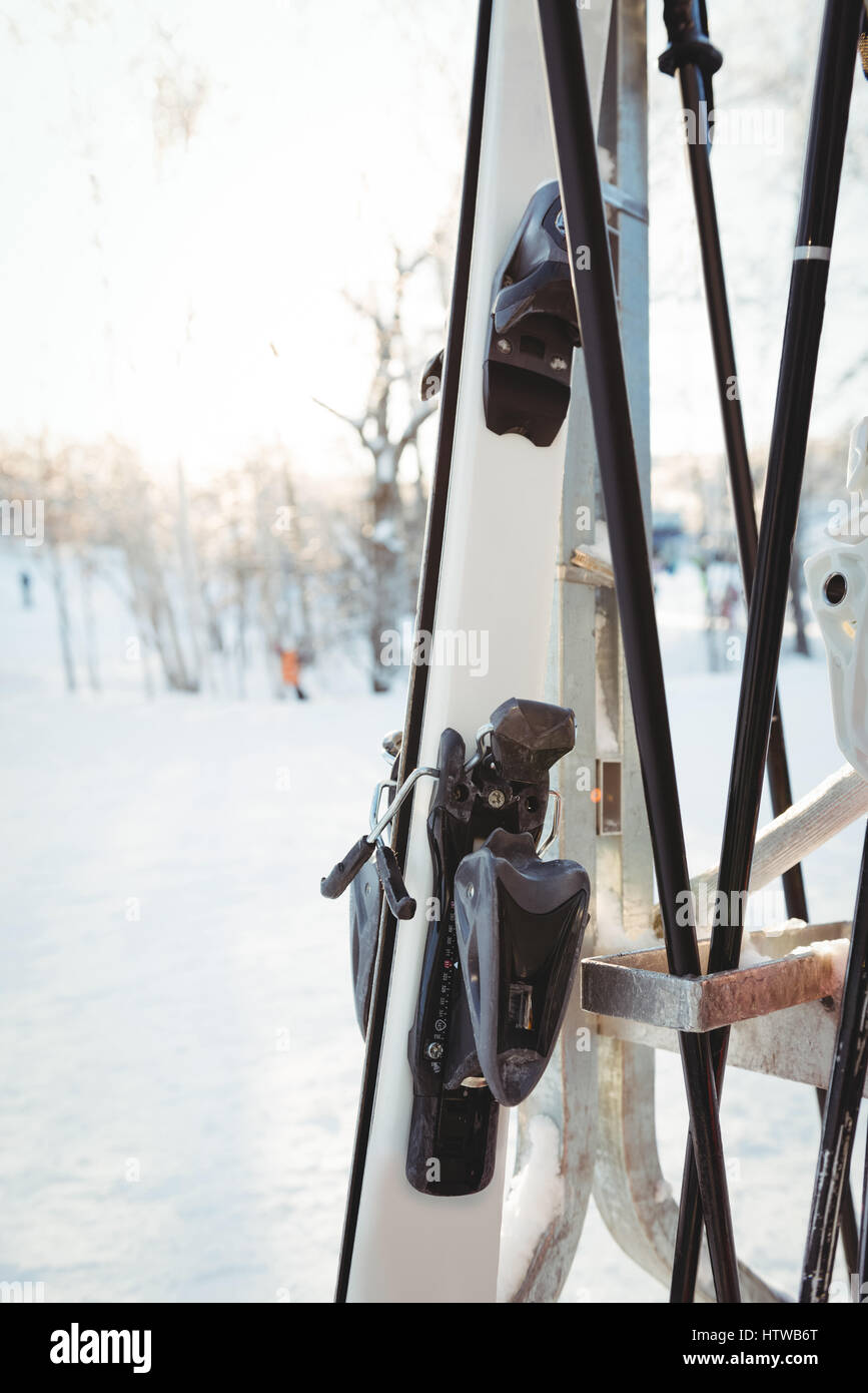 Skis standing up hi-res stock photography and images - Alamy