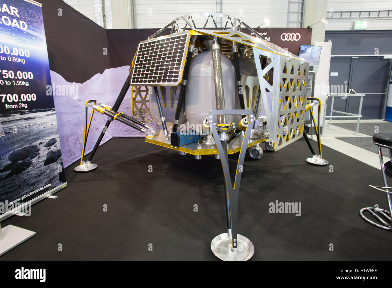 Model Satellite High Resolution Stock Photography and Images - Alamy
