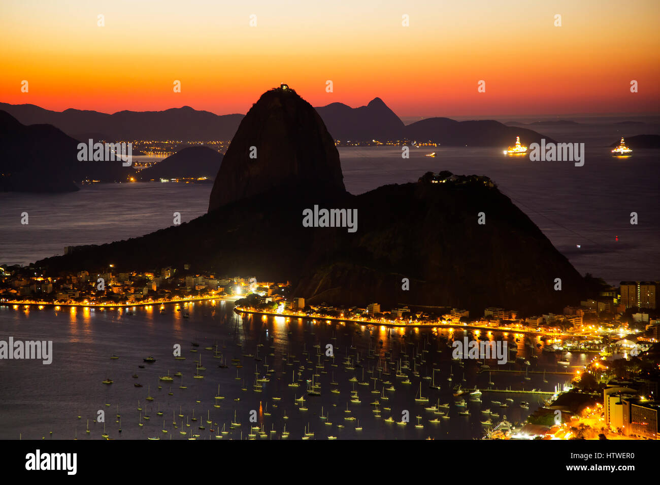 Sunrise at Botafogo Bay with sugarloaf in the distance, Rio de Janeiro ...