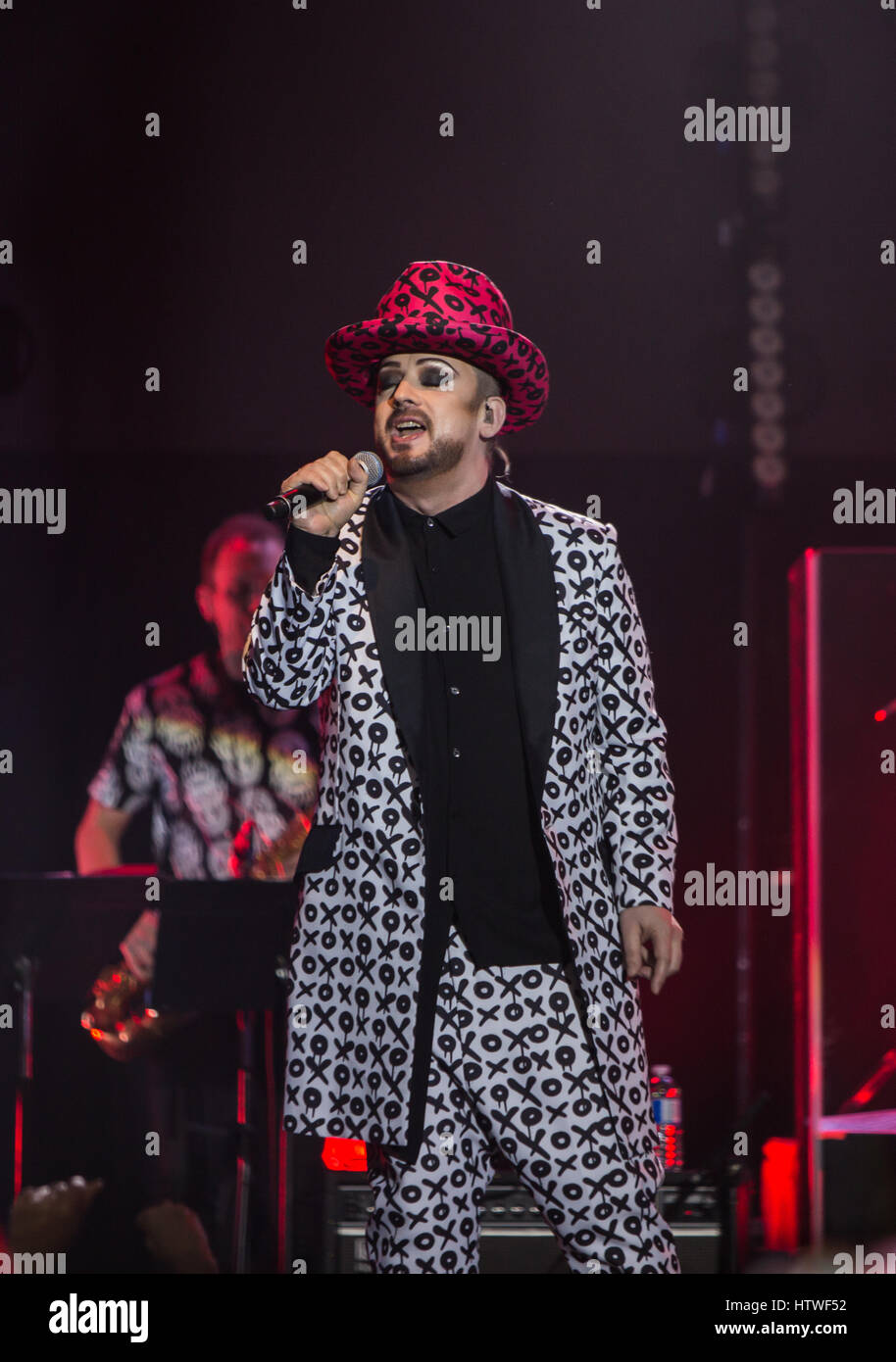 80s icon boy george hi-res stock photography and images - Alamy