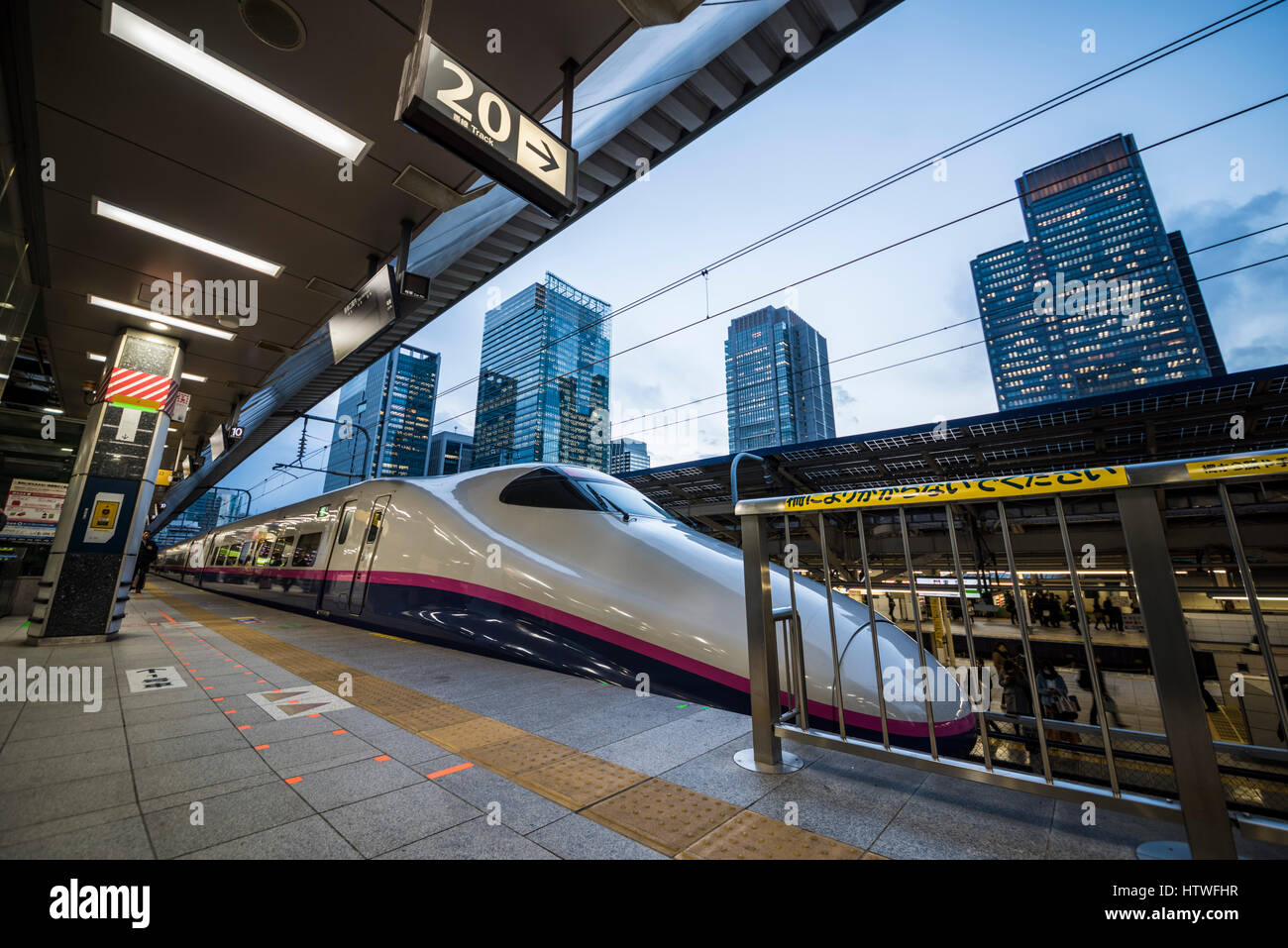 Tohoku shinkansen yamabiko hi-res stock photography and images - Alamy