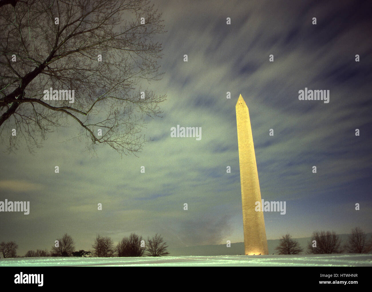 Washington monument winter hi-res stock photography and images - Alamy