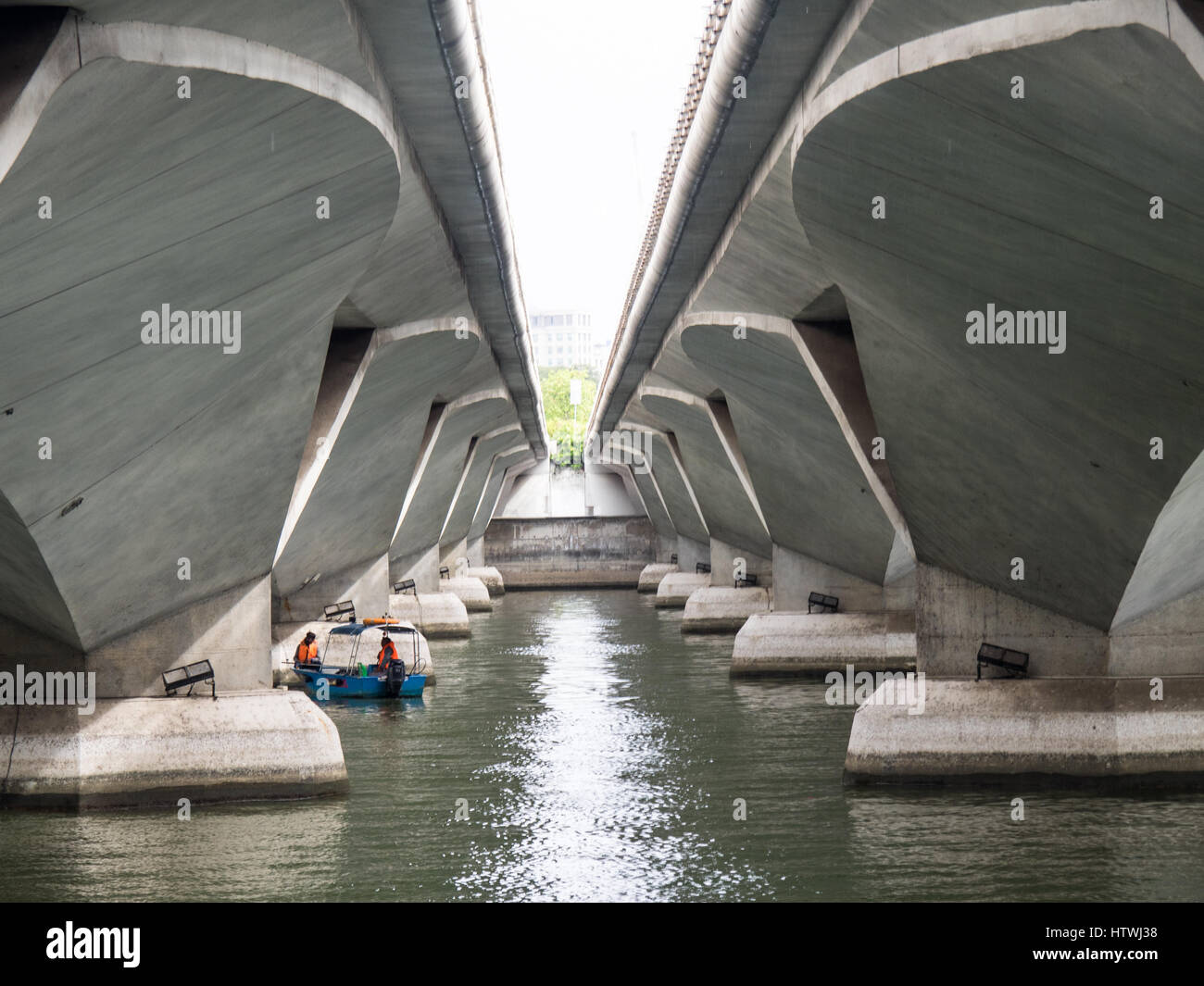 Esplanade Bridge