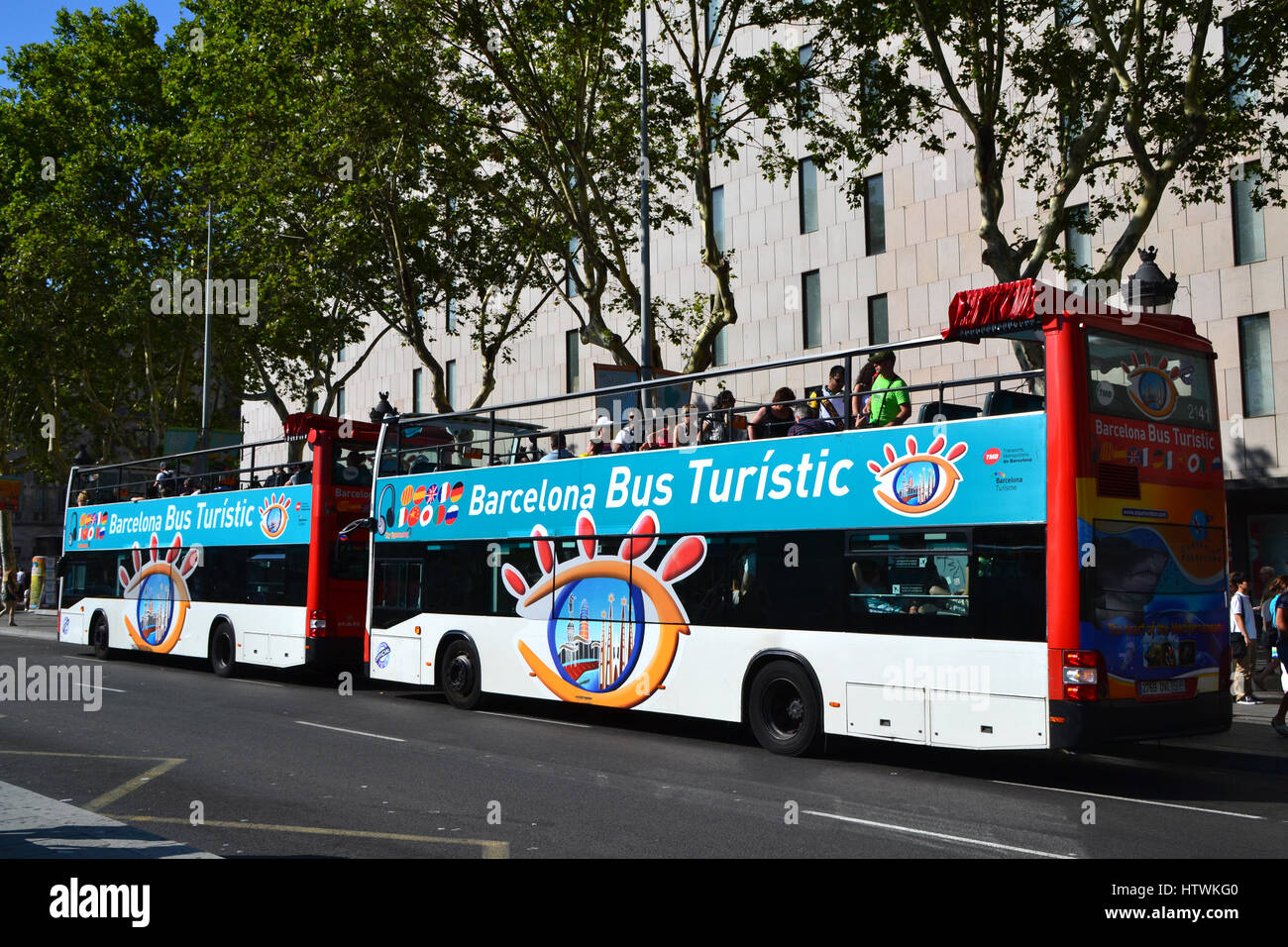 Passengers street bus spain hi-res stock photography and images - Alamy