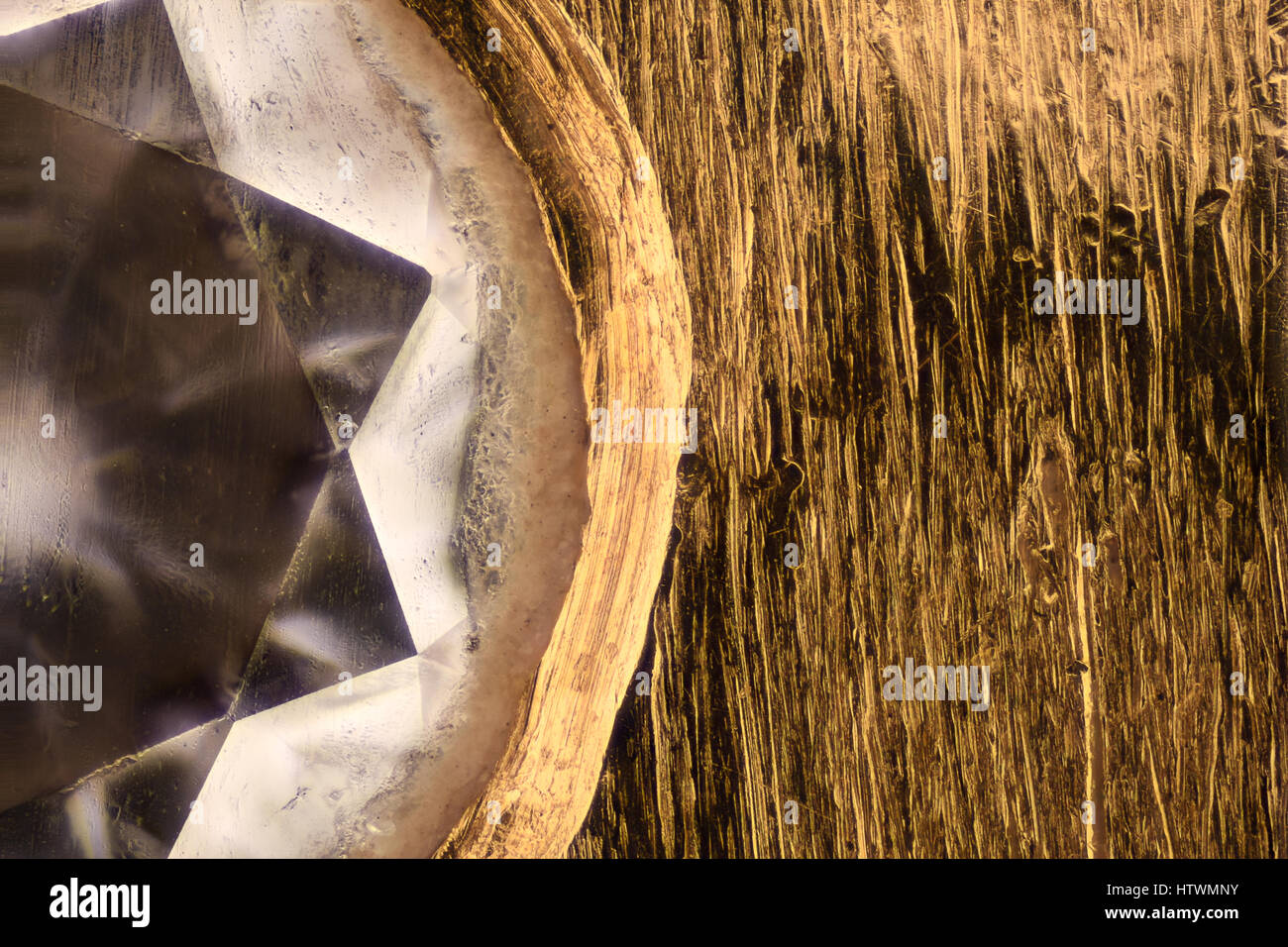 Extreme magnification - Diamond golden ring details Stock Photo - Alamy