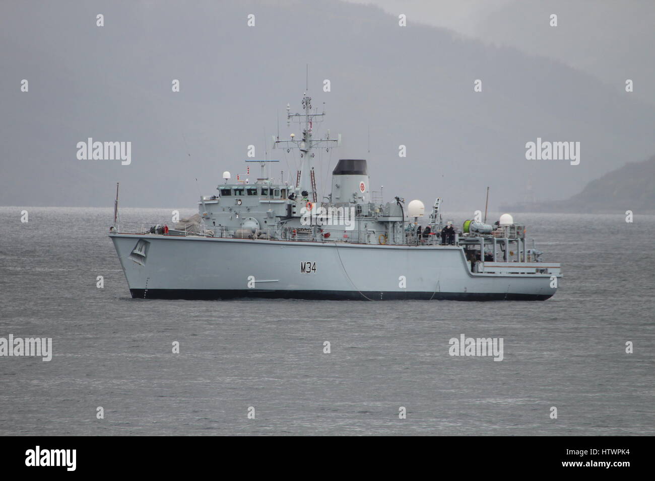 HMS Middleton (M34), a Hunt-class mine countermeasures vessel of the ...