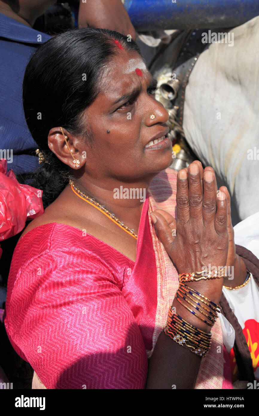 Malaysia, Penang, Thaipusam, hindu festival, praying woman Stock Photo ...