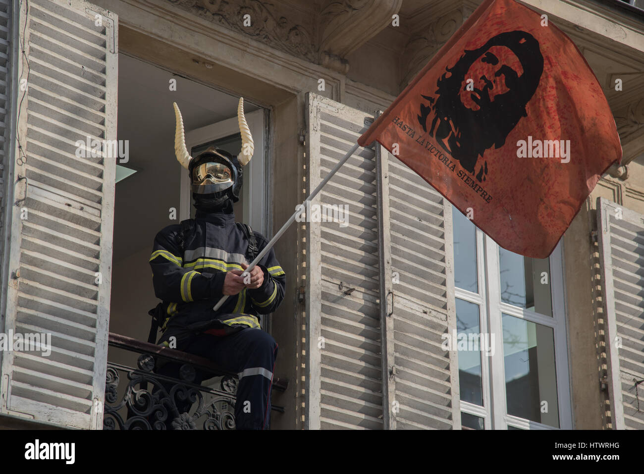 Fire pats hi-res stock photography and images - Alamy