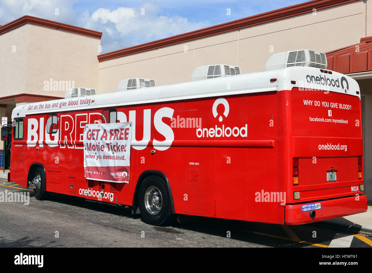 Hollywood, FL, USA - March 5, 2017: Blood donation bus offering a free ...