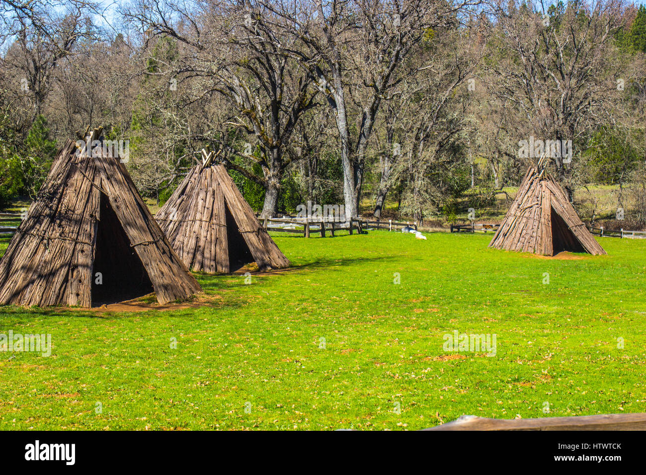 American indian lodging tepees hi-res stock photography and images - Alamy