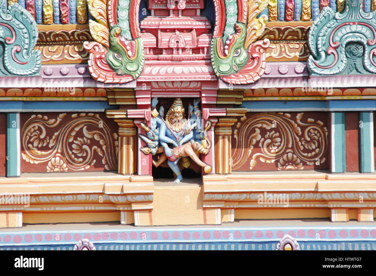 Intricate sculptures at the Sri Ranganathaswamy temple, Srirangam Stock ...
