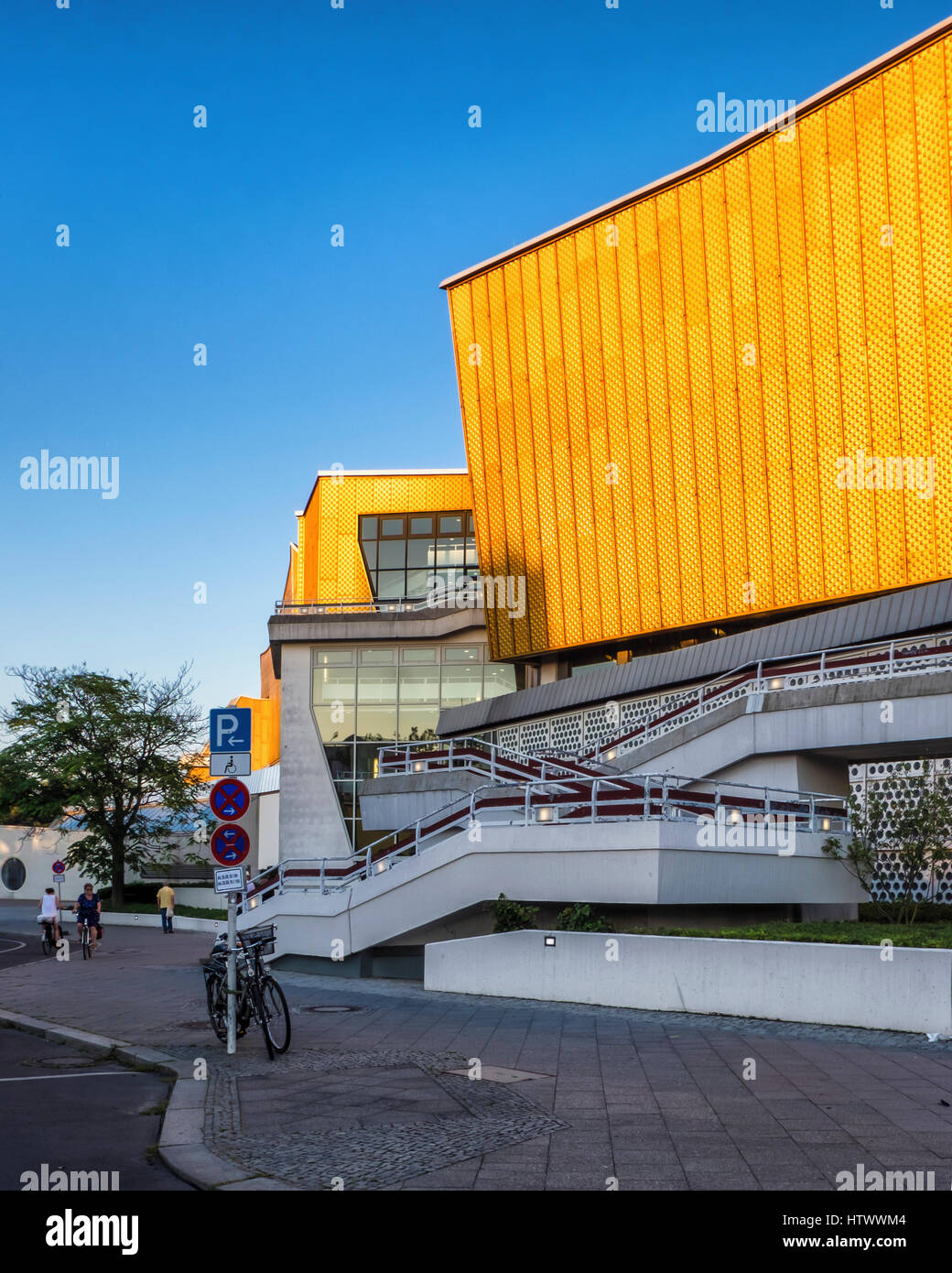 Berliner Philharmonie,Berlin Philharmonic Concert Hall designed by Hans ...