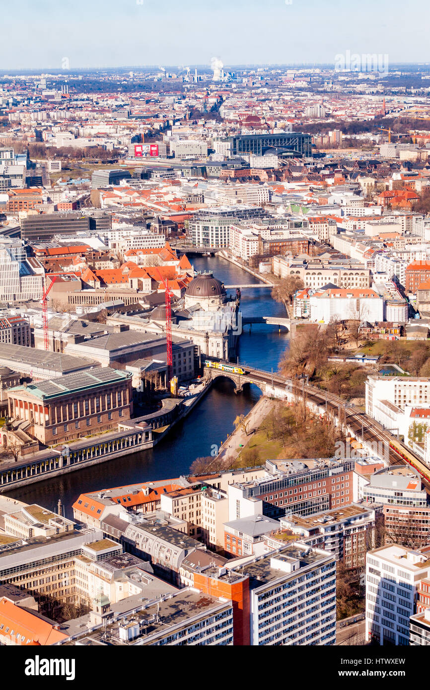 Berlin skyline 2015 hi-res stock photography and images - Alamy