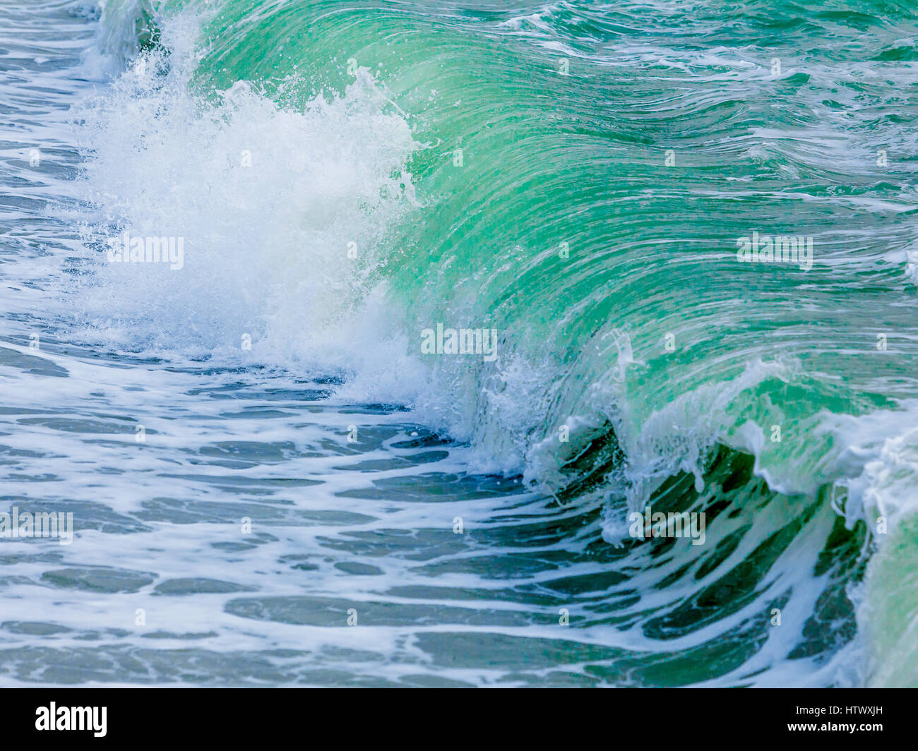 Ocean Wave. Breaking waves. storm on the sea Stock Photo - Alamy