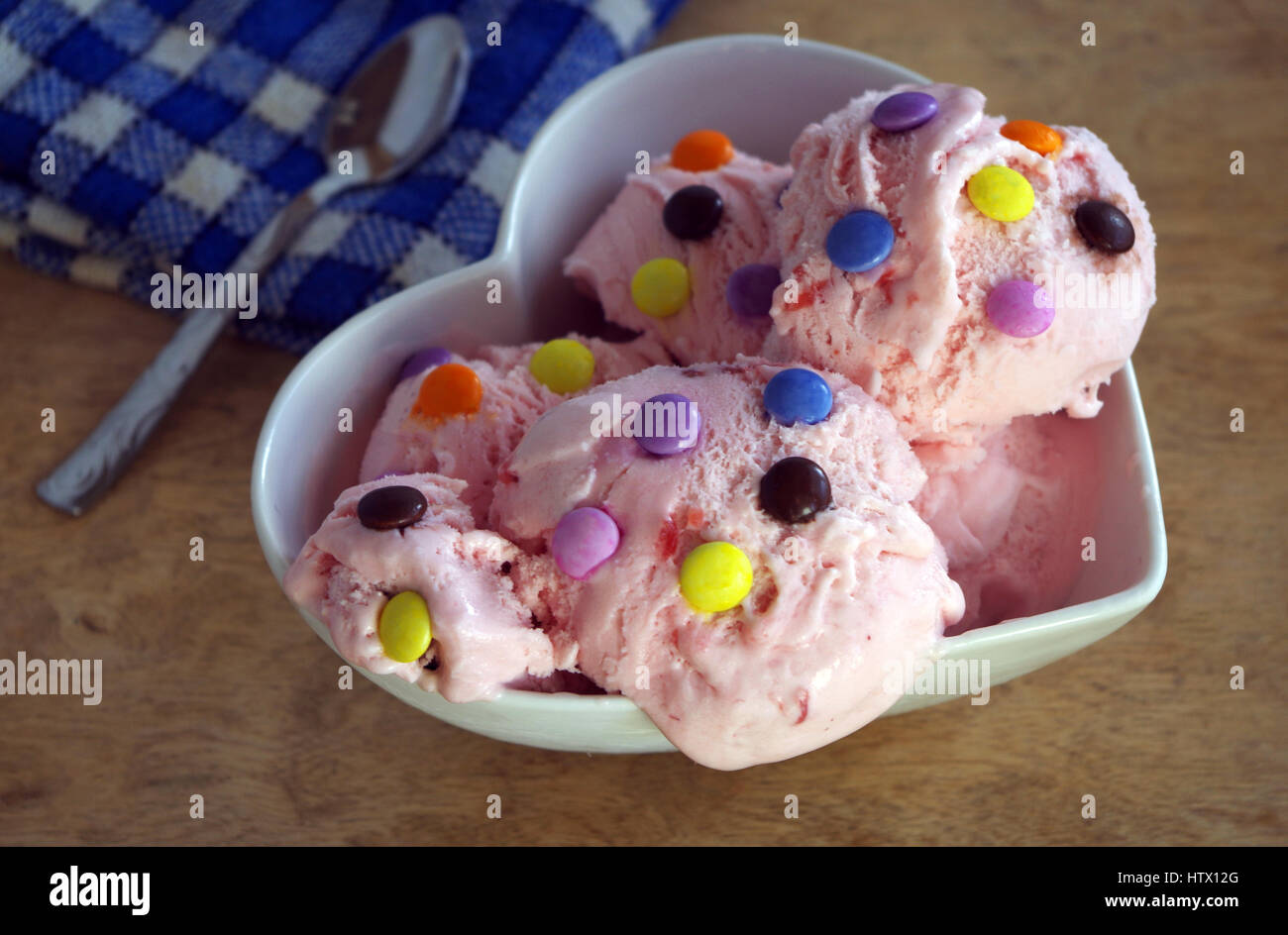 Smarties ice cream hi-res stock photography and images - Alamy