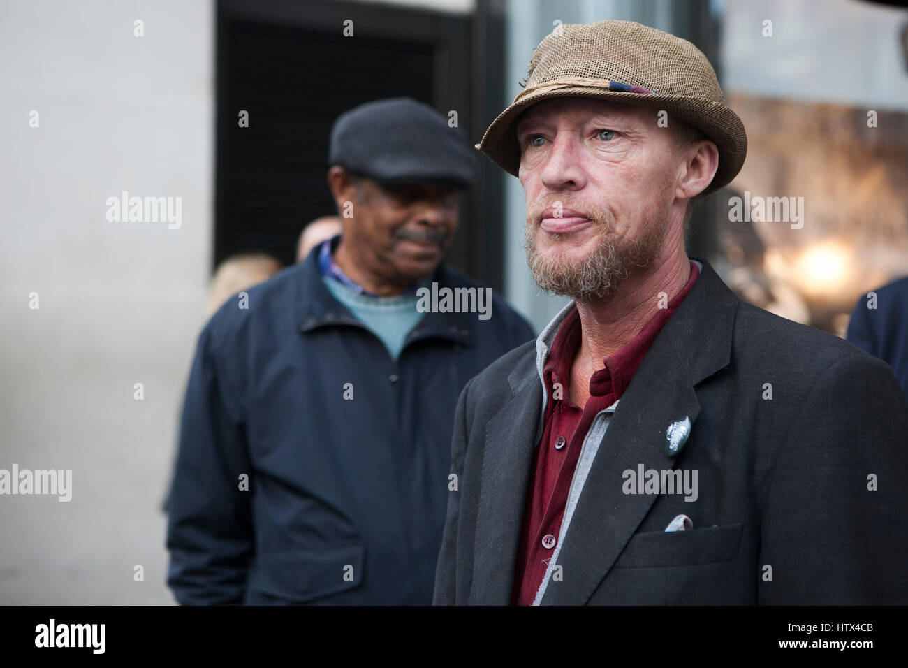 LONDON, ENGLAND - JULY 12, 2016 Street actors at Covent Garden Stock ...