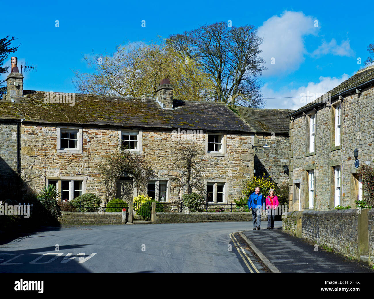 Burnsall village hi-res stock photography and images - Alamy