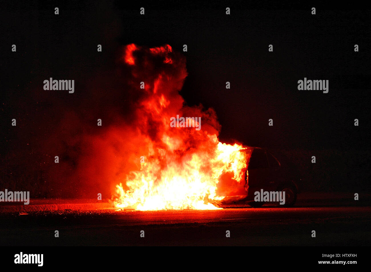 car on fire Stock Photo - Alamy