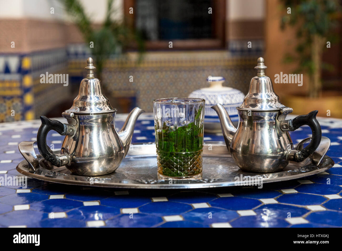 Moroccan mint tea hi-res stock photography and images - Alamy