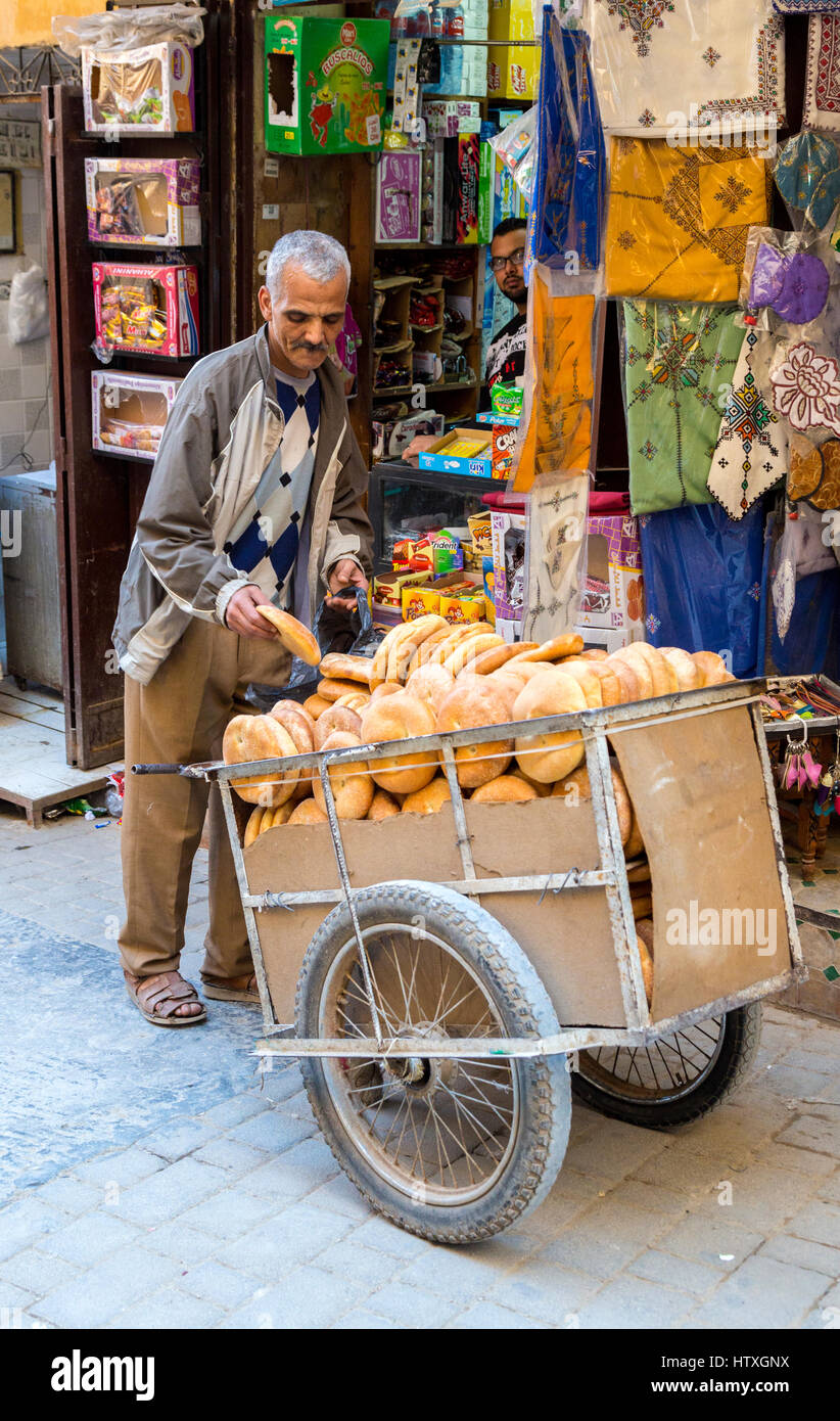 Bread cart hi-res stock photography and images - Alamy