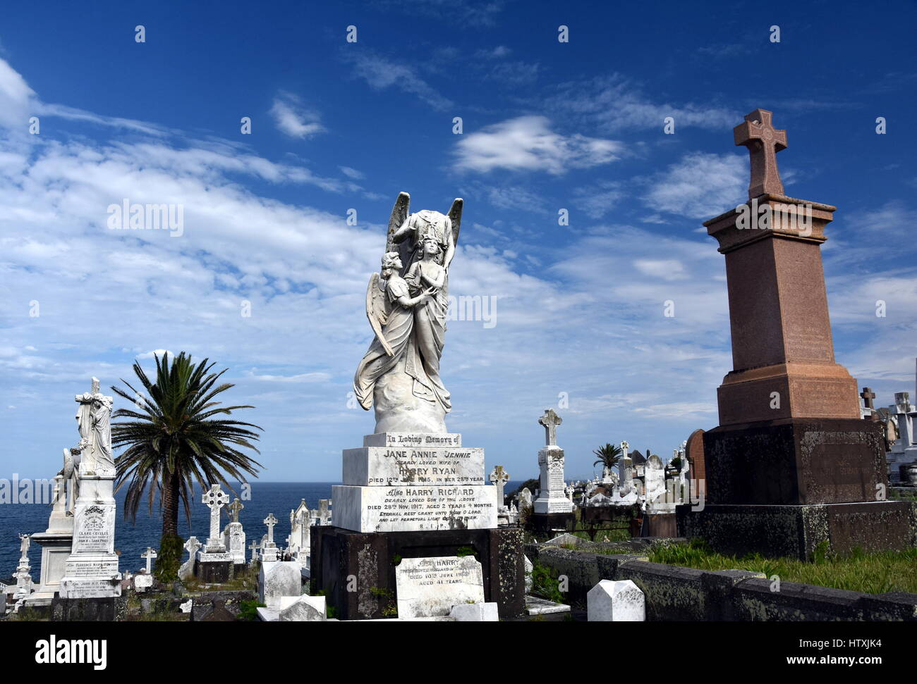 Waverley Cemetery is a state heritage listed cemetery in an iconic ...