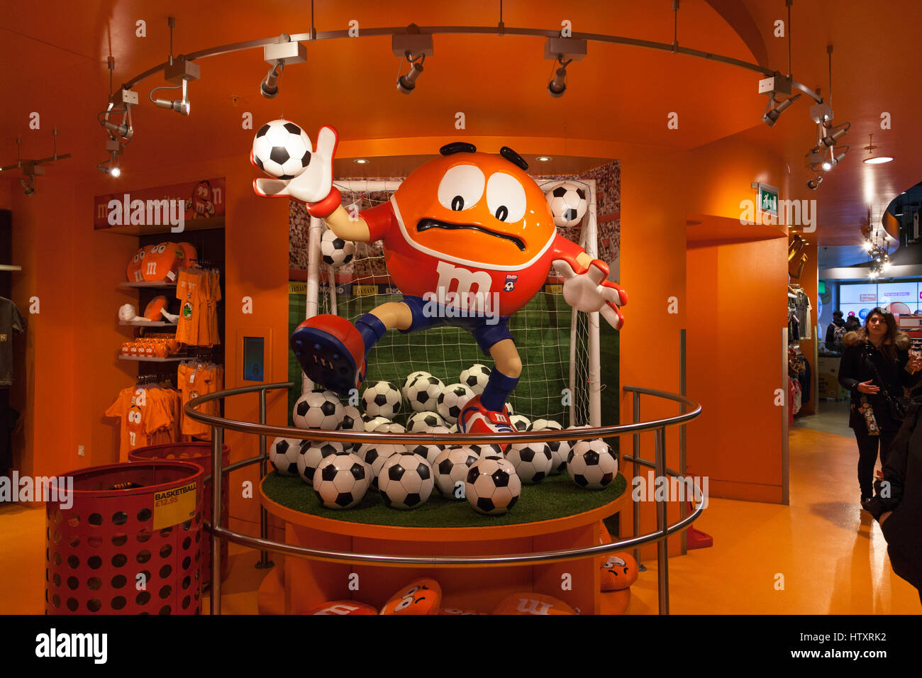 M&m's World High Resolution Stock Photography and Images - Alamy