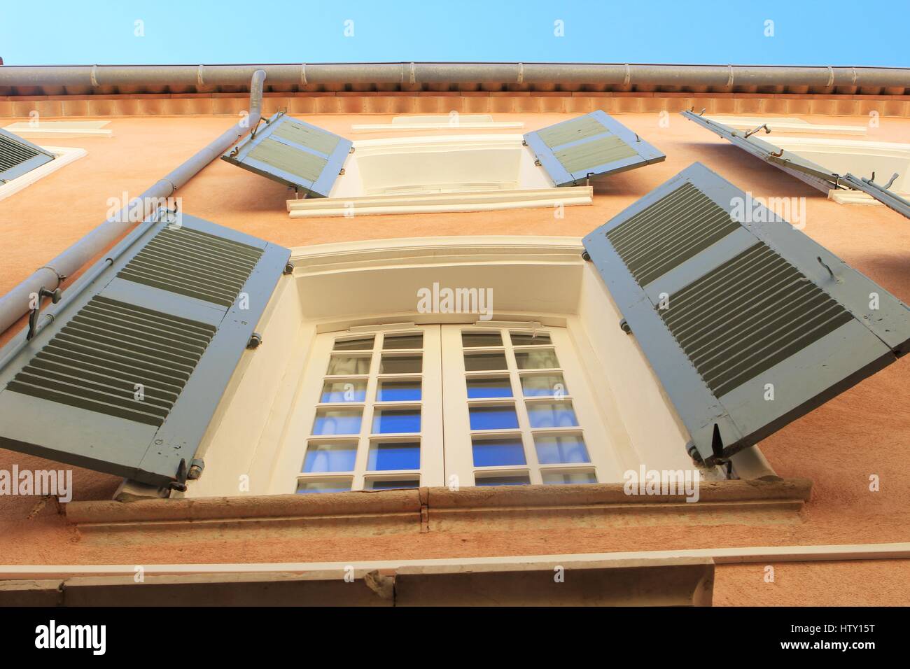 Traditional shutters in blue on Provencal house Stock Photo - Alamy