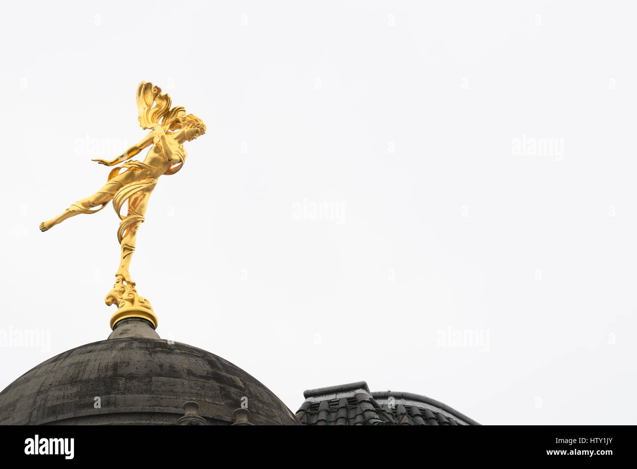 Statue of banker hi-res stock photography and images - Alamy