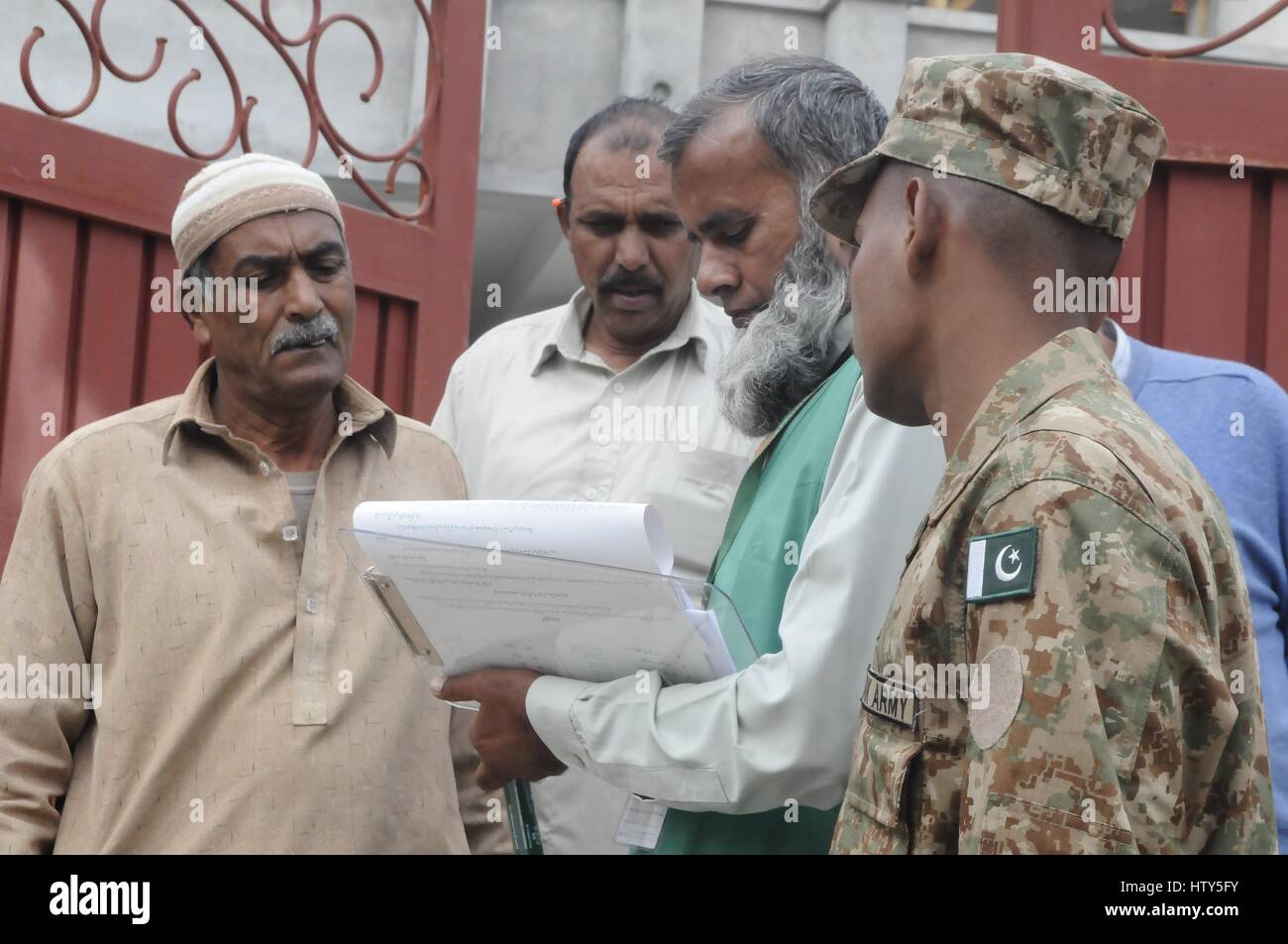 Attock, Pakistan. 14th Mar, 2017. An official from the Pakistan Bureau ...