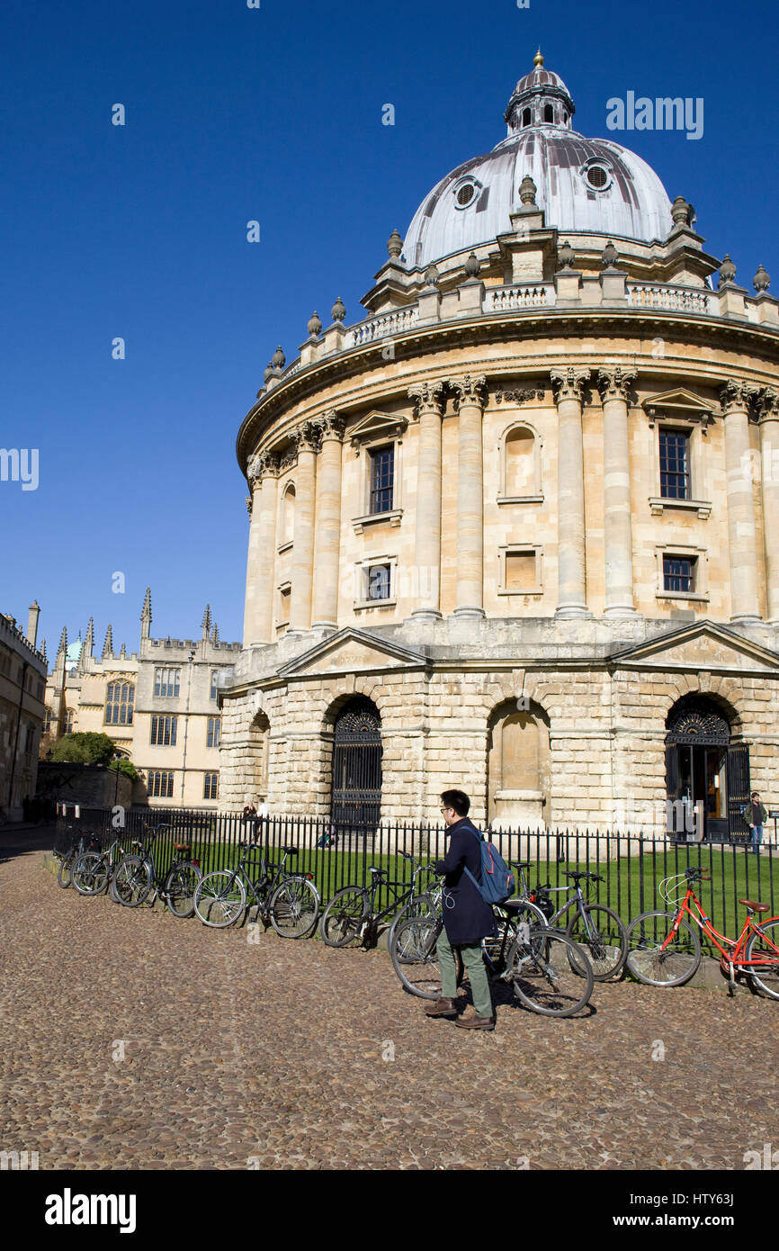 Buildings Of Oxford University Stock Photos & Buildings Of Oxford ...