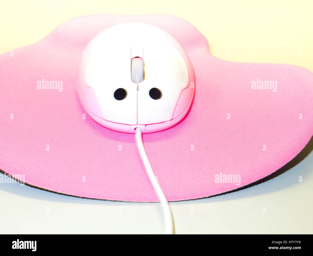 Fun pink mouse style computer mouse Stock Photo - Alamy