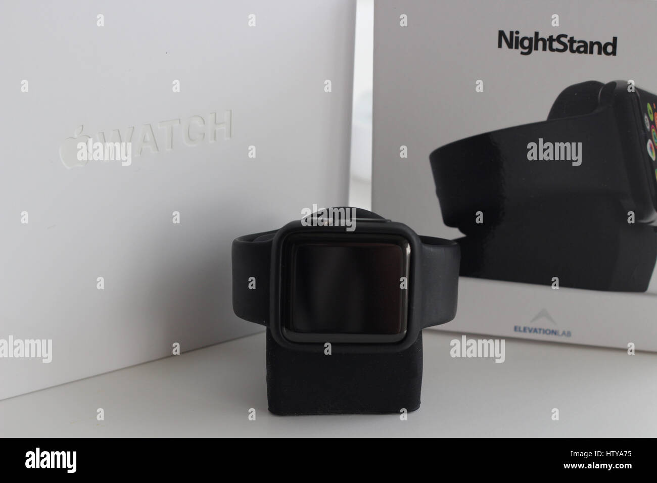 Apple watch display hi-res stock photography and images - Alamy