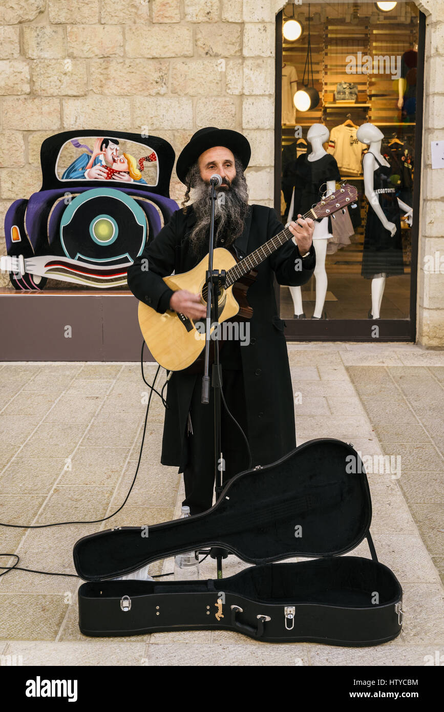 Middle East Israel Jerusalem mehane Yehuda market a Jewish man ...