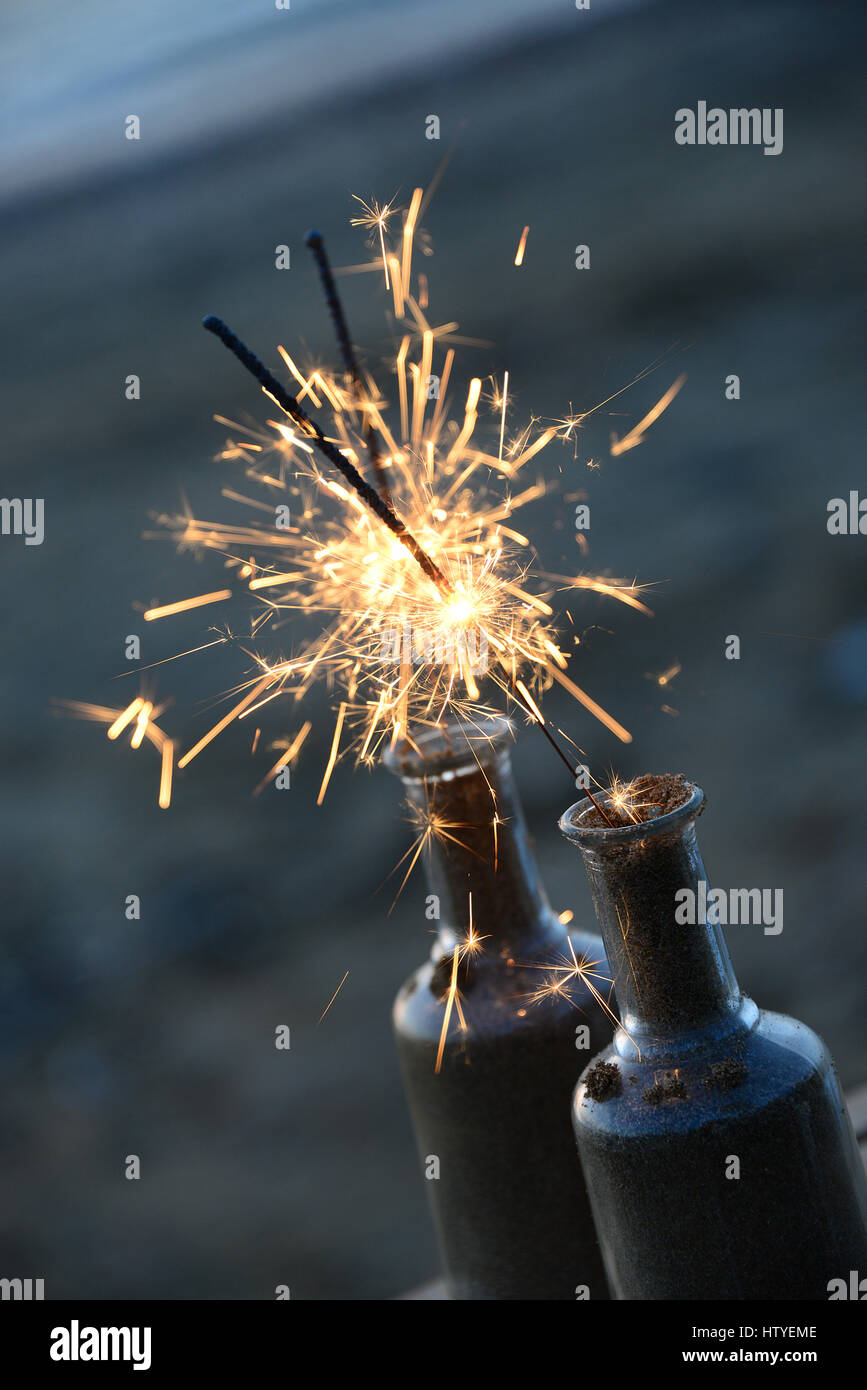 Sparklers and beach hi-res stock photography and images - Alamy