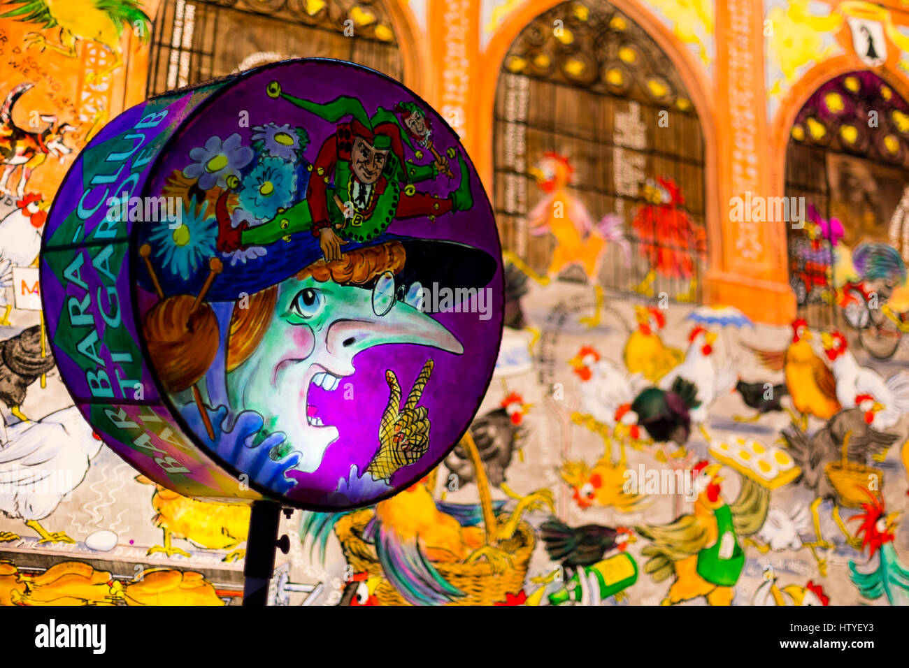 Lantern pole hi-res stock photography and images - Alamy
