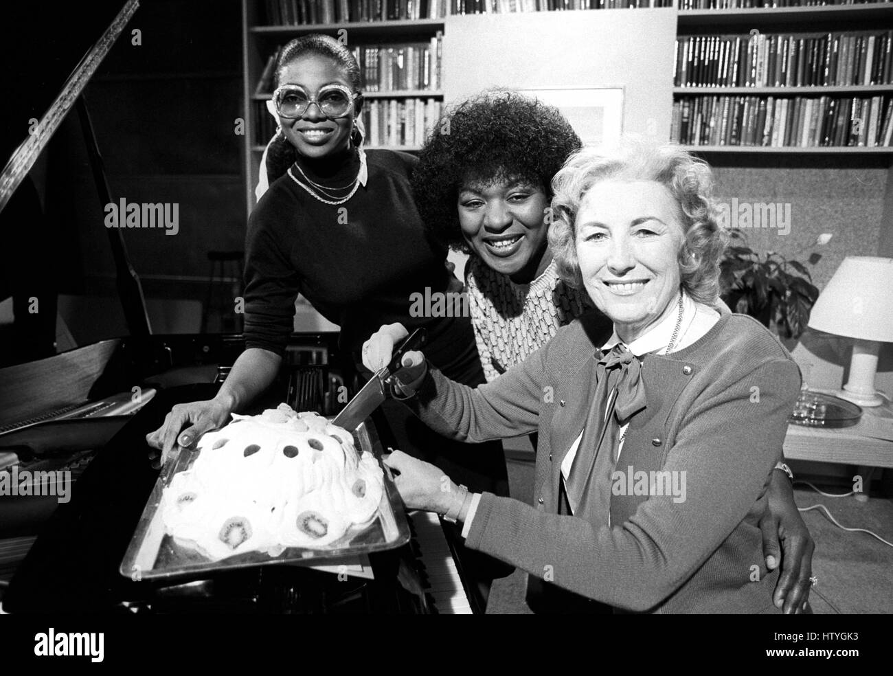 'Forces Sweetheart' Dame Vera Lynn (r) celebrates her 67th birthday on ...