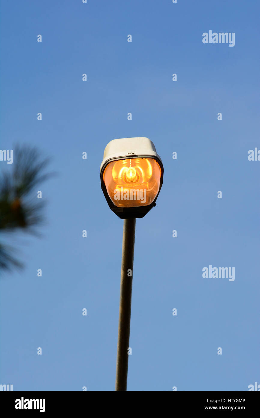 Energy wastage hi-res stock photography and images - Alamy