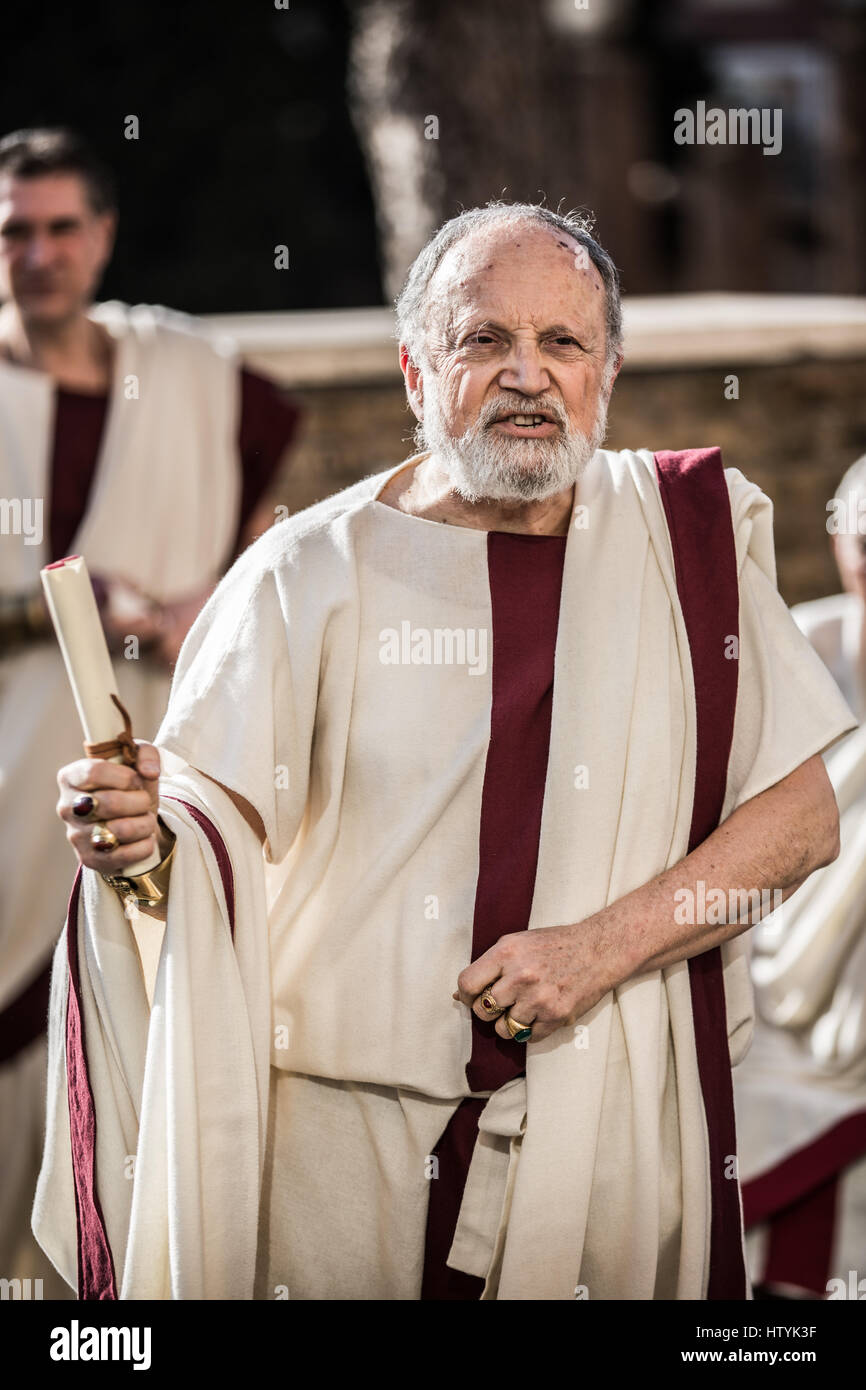 Julius Caesar Thumbs Up