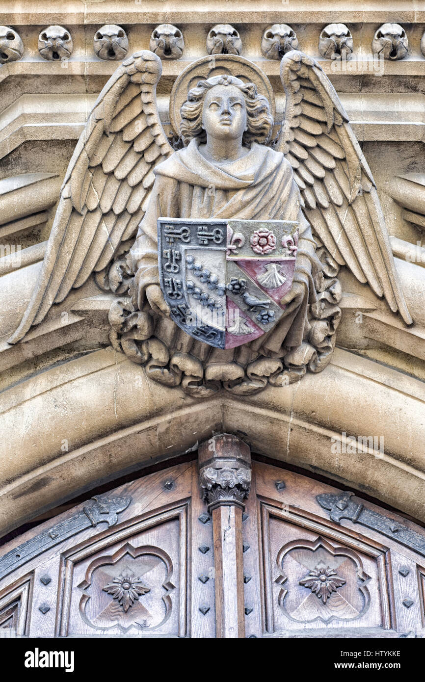 Angel stone carving, Oxford, England Stock Photo - Alamy