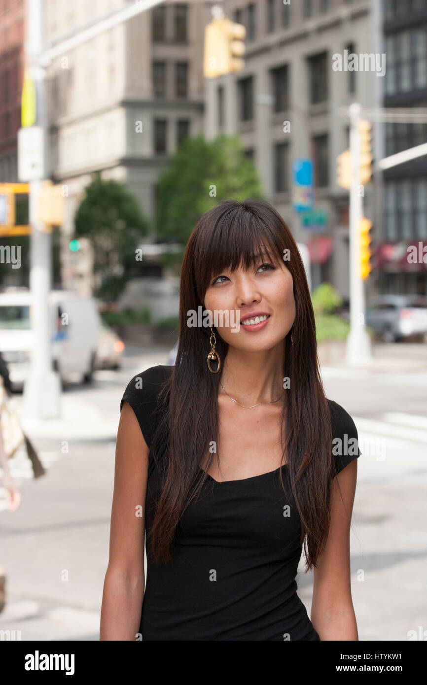 Portrait of pedestrian in city Stock Photo - Alamy
