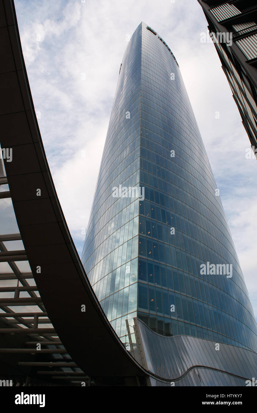 City skyline with the iberdrola tower hi-res stock photography and ...